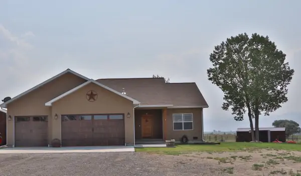 Wyoming Homes For Sale With Acreage | Canyon Real Estate, Cody Wyoming